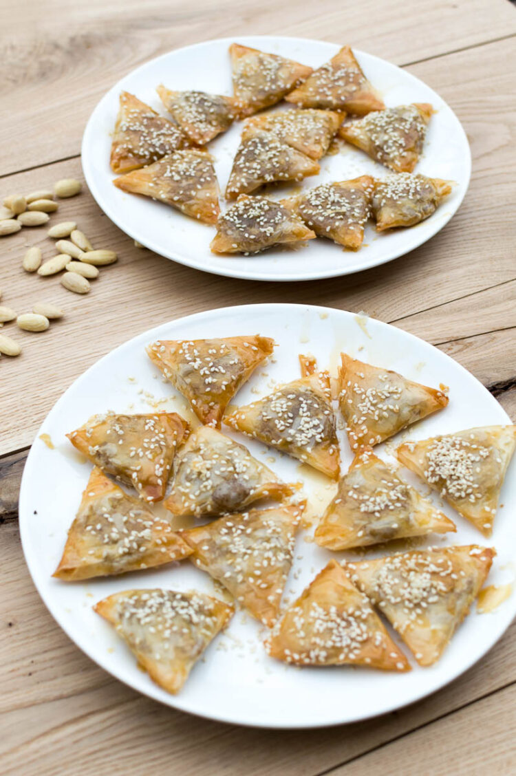 Briwat met amandelen - De Wereld op je Bord