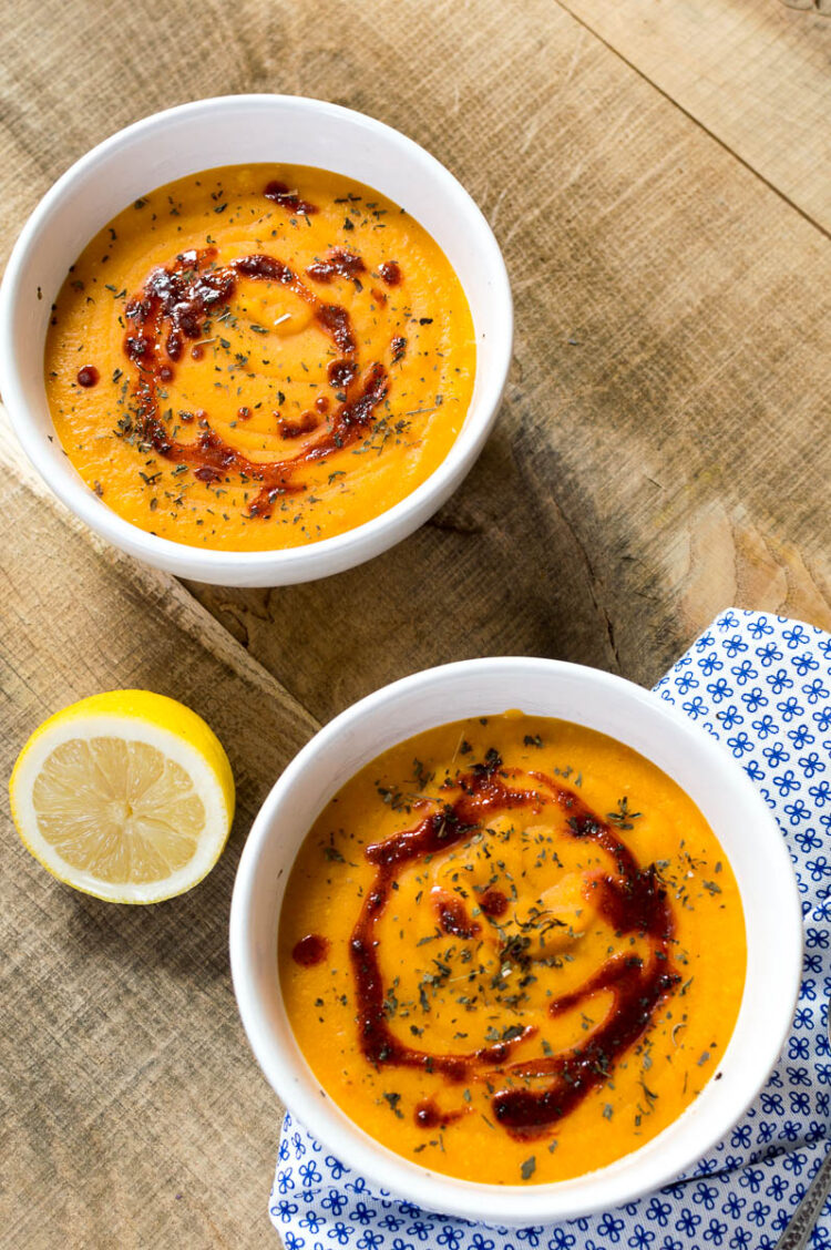 Rode linzensoep (mercimek corbasi) - De Wereld op je Bord